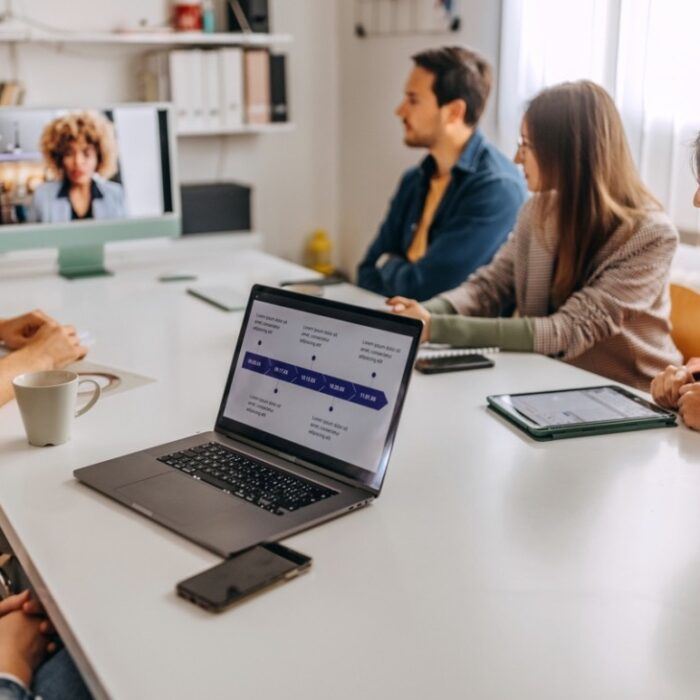 Guide to Crafting an Effective Hybrid Work Policy