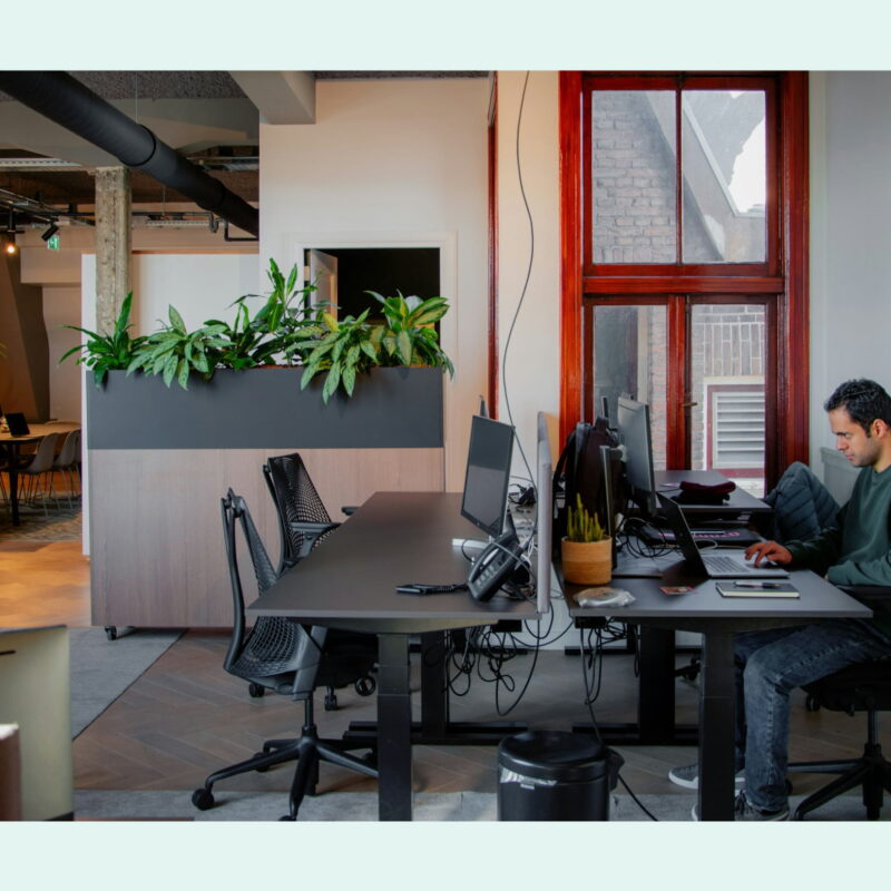 Workplace Collaboration: Statistics, Trends & Takeaways 2026